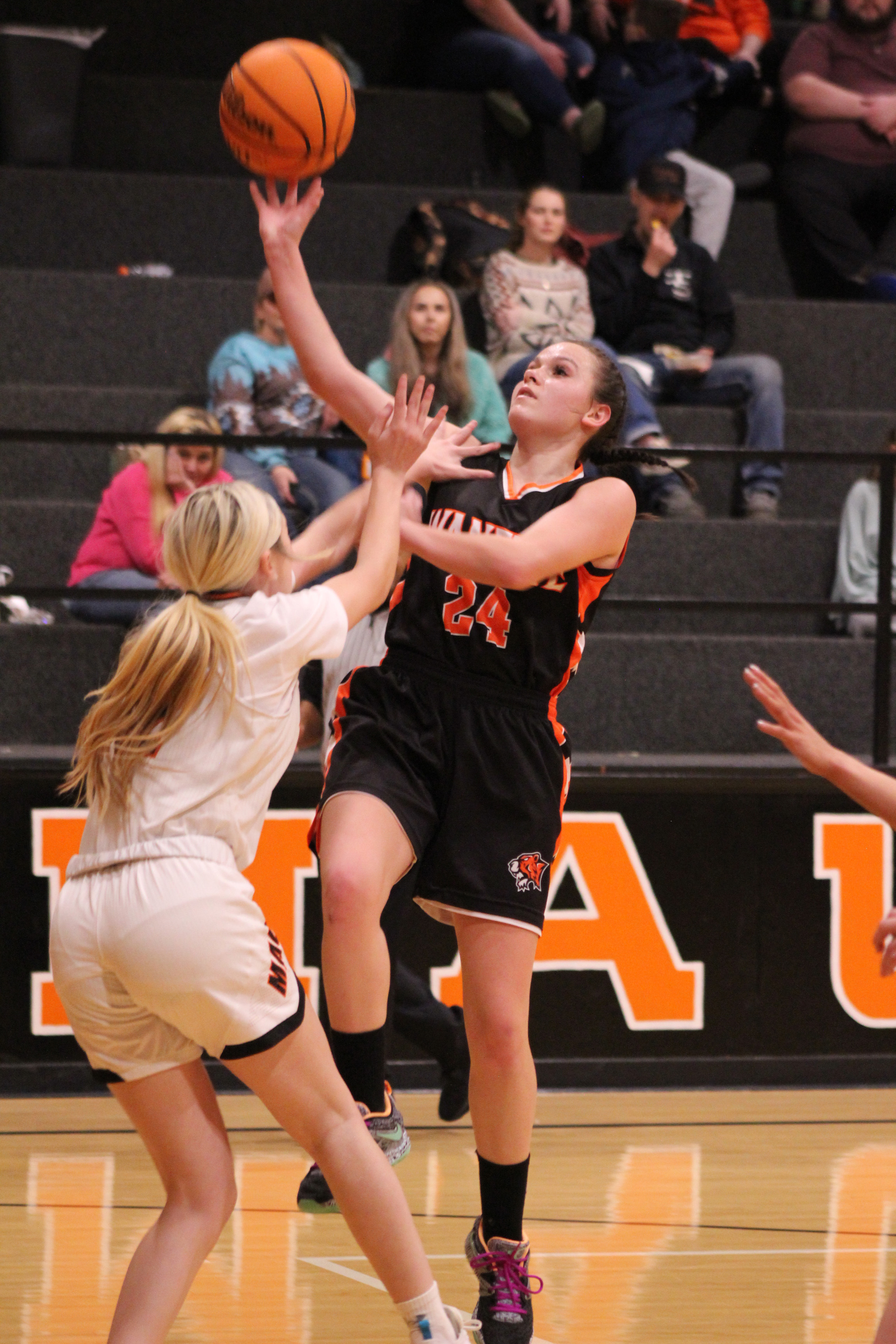 Caught In Action - Maud vs Wanette & Spring Homecoming | Countywide & Sun