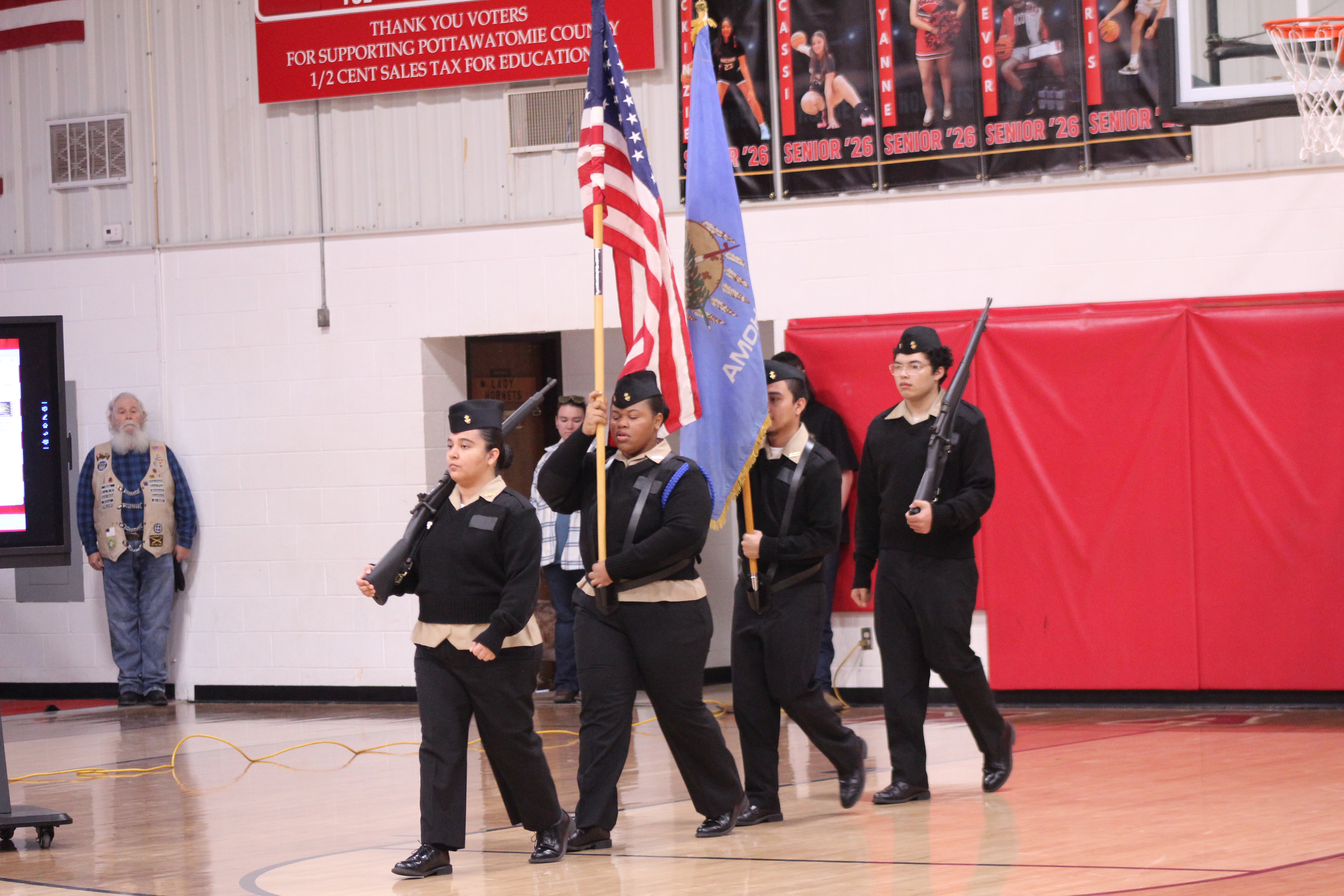 Local ceremony honors military service and sacrifice | Countywide & Sun