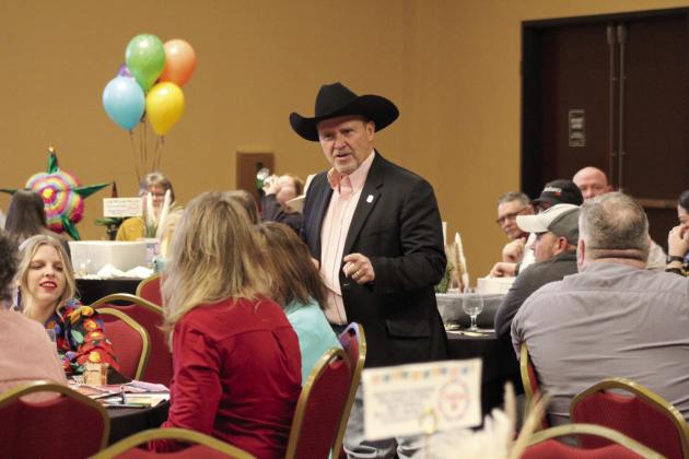 Tecumseh Chamber Auction Has Best Year Ever | Countywide & Sun