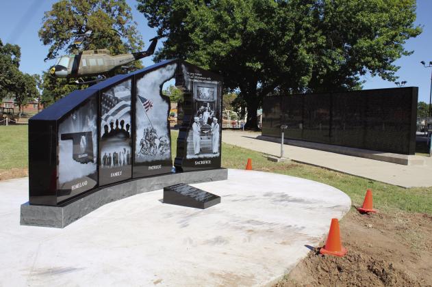 Gold Star Families Memorial Monument Installed Oct.17 | Countywide & Sun